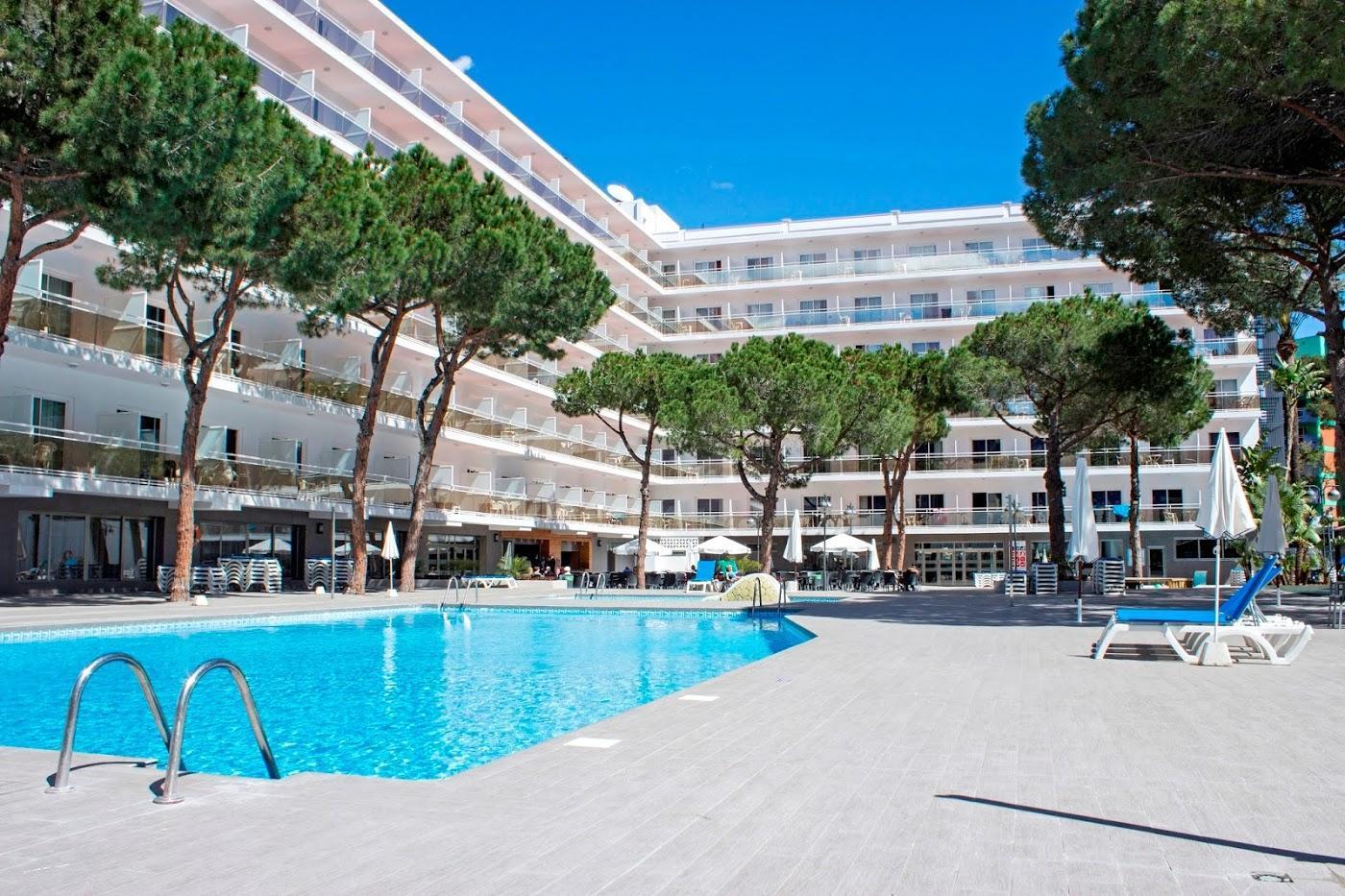 Hotel Oasis Park Salou Hotel en Salou | Viajes Carrefour